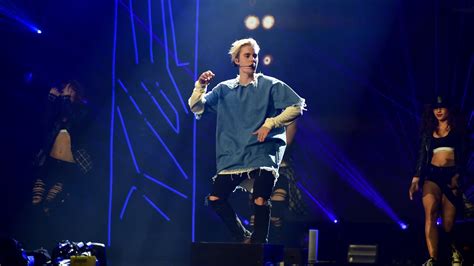 Justin Bieber What Do You Mean Radio 1s Teen Awards 2015 Youtube