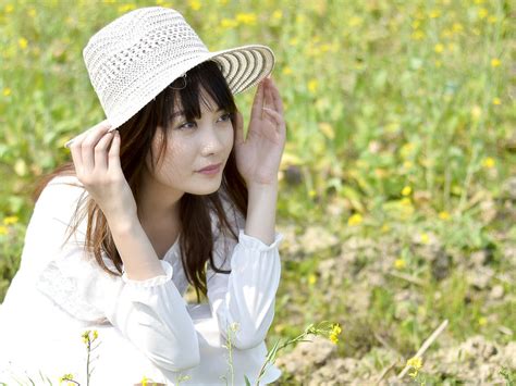【油菜花开美女来摄影图片】惠州人像摄影西北汉子空间太平洋电脑网摄影部落
