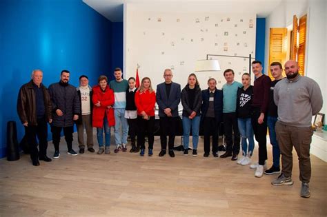 Korça qyteti i KAMPIONËVE Urime për rezultatet e shkëlqyera dhe