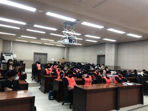 2023년 2월 28일화 서울시스포츠과학센터 유소년 선수 운동 전·중·후 영양섭취 전략 강의마포구청 시청각실 마포