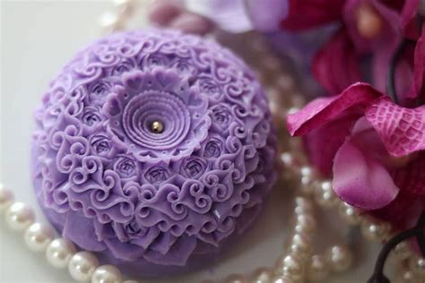 ハートとバラを詰め込んだ ソープカービング。 ソープカービング カービング石鹸彫刻 Carving Soapcarving Art
