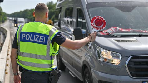 Migration FDP will alle Grenzkontrollen um ein Jahr verlängern WELT