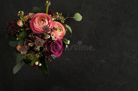Flower Arangement Of Roses And Ranunculus Stock Image Image Of