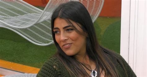Grande Fratello Vip Allucinante Dritta Della Capriotti A Giulia Salemi Pensaci Potresti