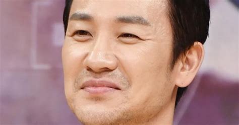 사생활 논란 엄태웅 배우 아닌 사진작가로 복귀개인전 개최 엑s 이슈