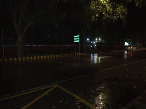 Rain Lashes Parts Of Delhi Imd Predicts More Rainfall Hail Precipitation