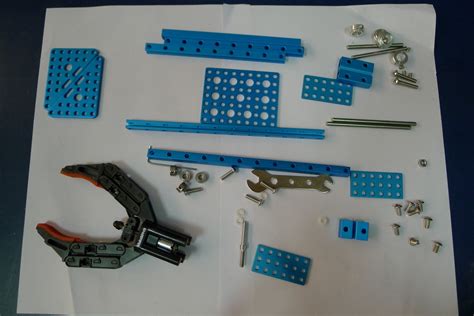 Building Robotic Arm With Makeblock Parts 4 Steps Instructables