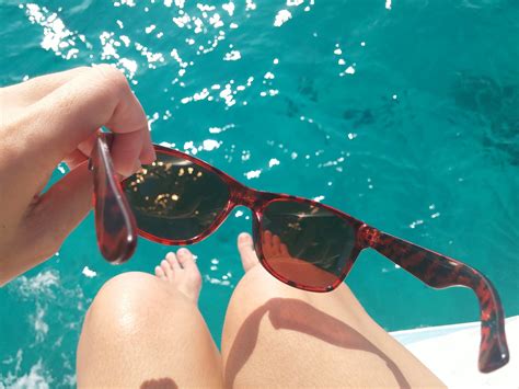 無料画像 海洋 夏 休暇 水中 リラックス スイミングプール 水泳 スイマー サングラス 眼鏡 冷やす 青い海