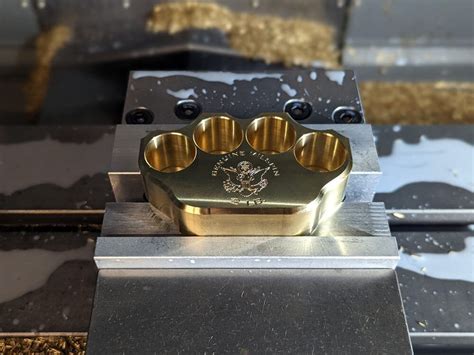 Milspin 2lb Brass Knuckle Usa Flag Paperweight Milspin