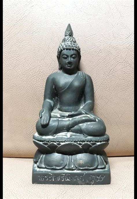 พระเครื่องสมเด็จพระญาณสังวรฯ วัดบวรนิเวศฯ พระบูชาไพรีพินาศ 3 นิ้ว ปี35