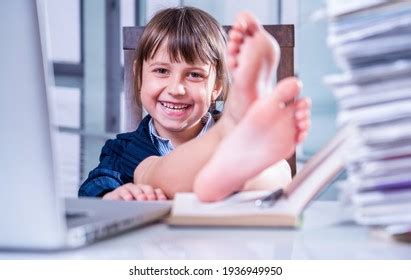 81 995 Kinder Nackt Bilder Stockfotos Und Vektorgrafiken Shutterstock