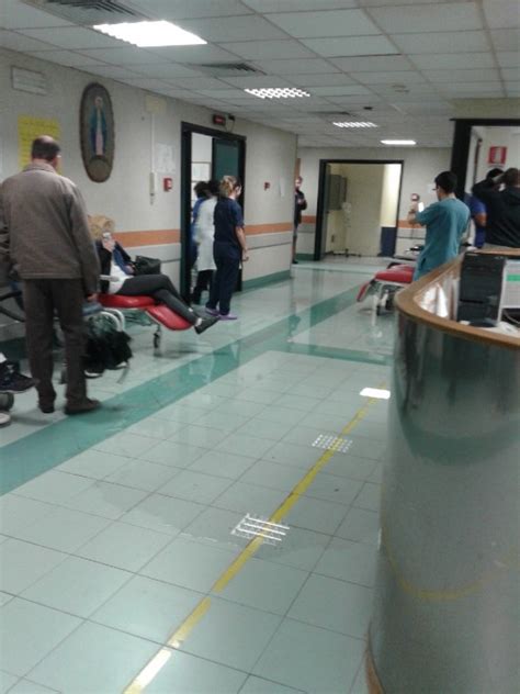 Nubifragio A Palermo Si Allaga L Ospedale Civico Di Palermo Repubblica It