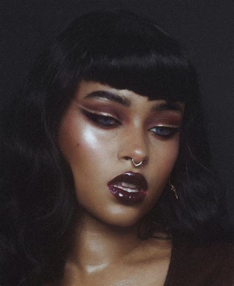 Mistress Vyserrae Adlı Kullanıcının ˗ˏˋ Raes Vtuber Aesthetic Board Panosundaki Pin Artistik