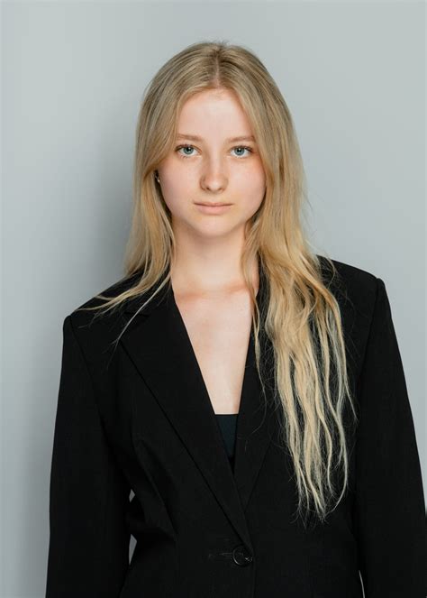 Stella G Mara Models