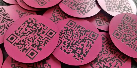 50mm Round Custom QR Code Laser Engraved Discs Table Tags Locker