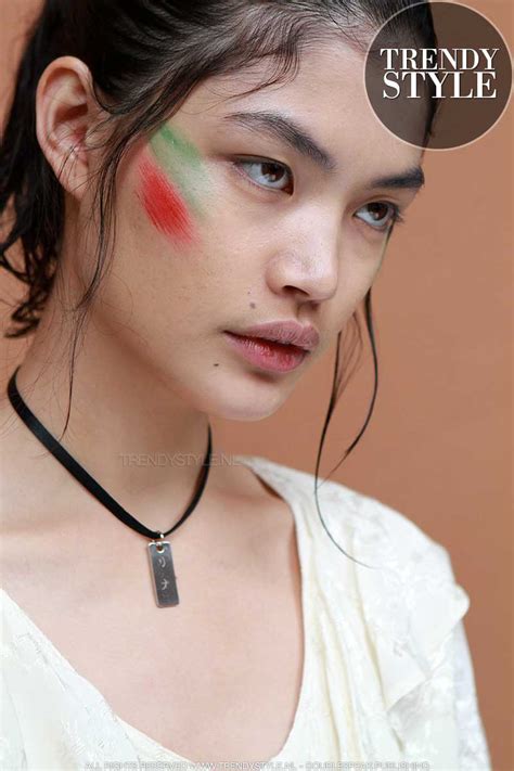 De Make Up Voor Het Nieuwe Seizoen Schreeuwt Om Kleur Adversus Magazine