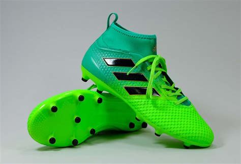 Дешевые бутсы из свежих коллекций Adidas