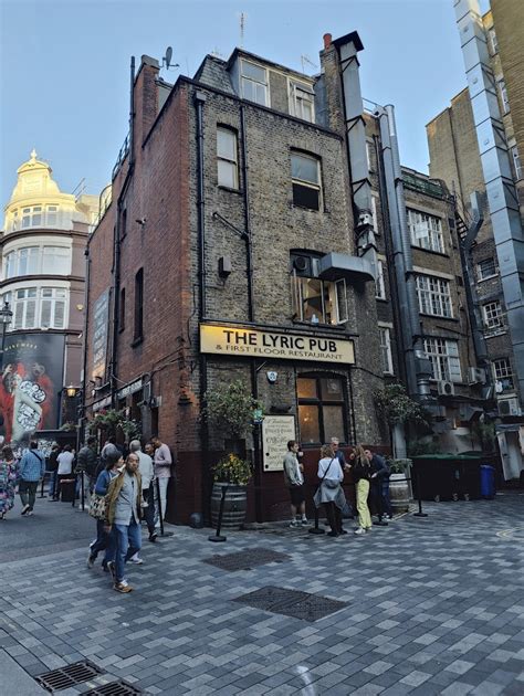 11 Fantastic Pubs In Soho London Kensington Guide