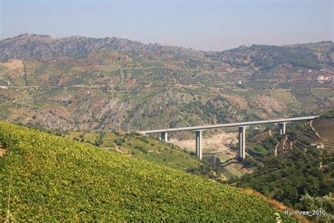 OLHAR d OURO Ângulos de visão da Ponte da A 24 sobre o Rio Balsemão