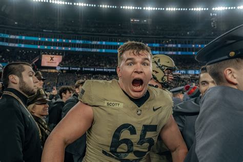 Dvids Images Army Football Claims Commanders In Chiefs Trophy