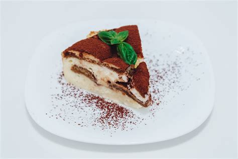 무료 이미지 단 축하 요리 식품 생기게 하다 아침 식사 초콜릿 빵 굽기 디저트 맛있는 케이크 파이 생과자 빵집 코코아 휘핑 크림 Torte
