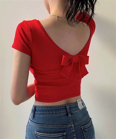 여행룩 휴양지룩 카르멘 리본 티셔츠 반팔티셔츠 크롭티 반팔티 반팔티셔츠 크롭유넥티셔츠 유넥티셔츠
