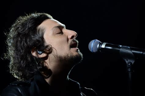 León Larregui estrena videoclip para Birdie CusicaPlus