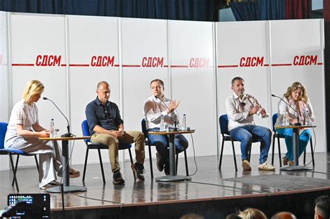 Кандидатите за шеф на СДСМ од Кавадарци го почнаа караванот за заедничко претставување на