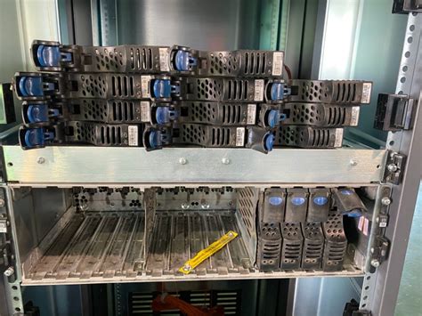 학교 불용컴퓨터 업무용pc 개인정보 데이터삭제 파기 저장매체 하드디스크 소자처리 Ssd파기 물리적 파쇄 출장방문 현장파기 부산