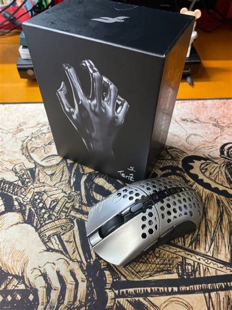Finalmouse Starlight Pro Tenz Small 電腦＆科技 電腦周邊及配件 電腦滑鼠及相關產品 Carousell
