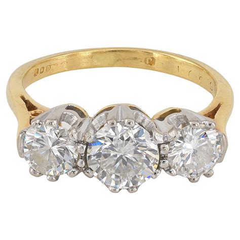 130 Ct Sapphire 90 Ct Diamond 18 Kt Trilogy Ring For Sale At 1stdibs