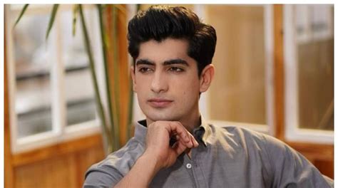 نسیم شاہ نے منگنی کی افواہوں پر خاموشی توڑ دی