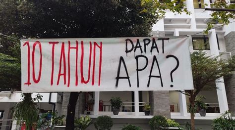 Rapor Merah 10 Tahun Rezim Jokowi Berkuasa Lppmsintesa