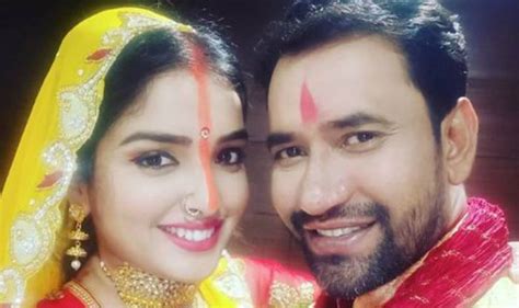 Happy Chhath Puja Bhojpuri Hot Couple Amrapali Dubey And Dinesh Lal