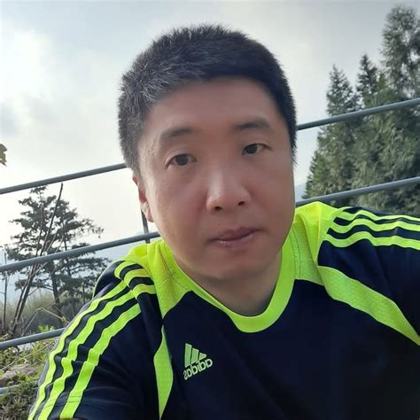 是被盜帳號，還是因為昨天熬夜表決，累到忘記開啟說謊模式而說了真話？🤔