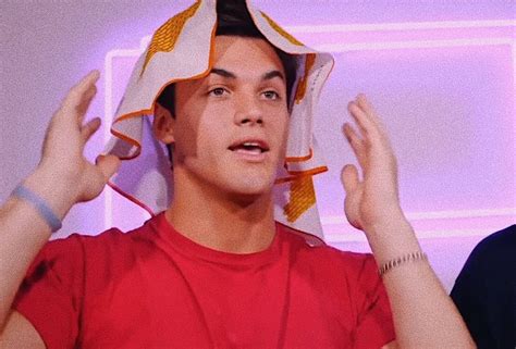Pin By 𝗯𝗲𝗹𝗹𝗮☮︎︎ On Earth Angels♂ Dolan Twins Leo Earth Angel