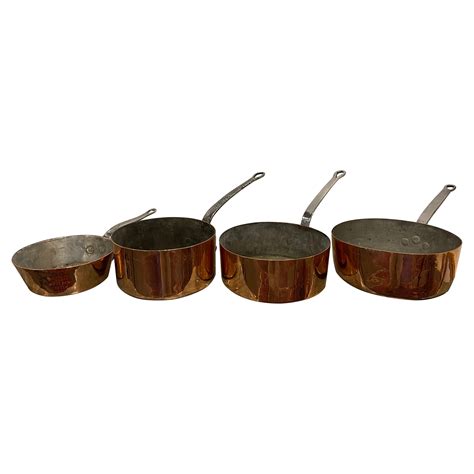 Set Of French Four Copper Pots In Different Sizes 19th Century For