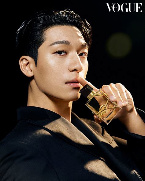 Vogue Korea On Twitter Fragrance Editorial Perfume Photography Fragrance Photography