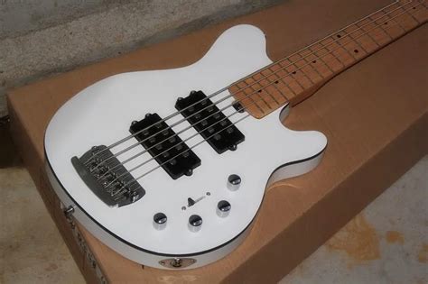 Music Man Reflex 5 String Electric Bass Guitar Active Electronics