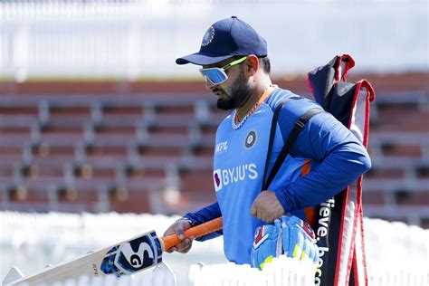 You Can Easily Afford A Driver Kapil Dev Reacts To Rishabh Pant S