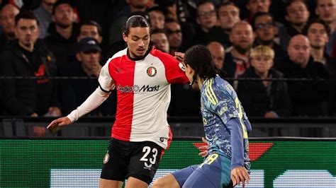 Knvb Maakt Scheidsrechter Bekend Voor Klassieker Tussen Ajax En