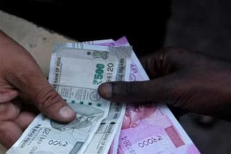 What You Must Do After Receiving A Fake Currency Note News18
