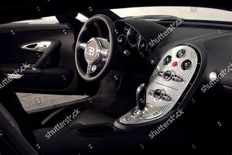 Bugatti Veyron Speedometer Mph
