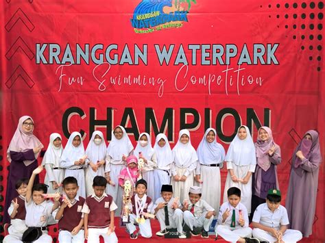 Siswa SD Islam Al Iman Raih Puluhan Medali Di Ajang Kompetisi Renang