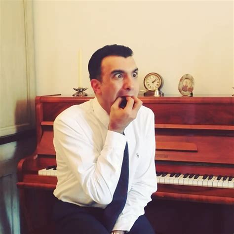 بیوگرافی سینا ولی الله؛ عکس های سینا و همسرش و زندگینامه Sina