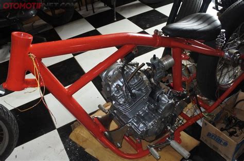 Membuat Rangka Motor Custom Roda2part