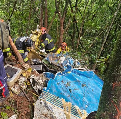 巴西圣保罗州一小型飞机坠毁 机上2人全部遇难遇难消防飞机新浪新闻