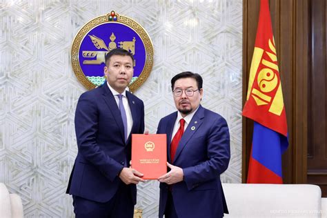 Хууль зүй дотоод хэргийн сайд Б Энхбаяр Гэр бүлийн тухай хуулийн