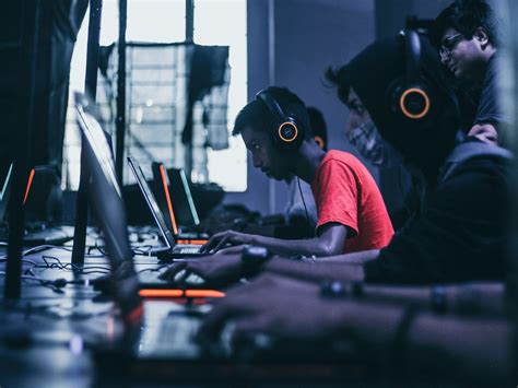 Intoesports Esports Training Methods Massed Vs Distributed Practice