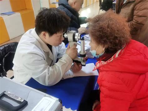【学雷锋 · 文明实践我行动】区科学技术协会：关注眼健康 爱眼公益行澎湃号·政务澎湃新闻 The Paper